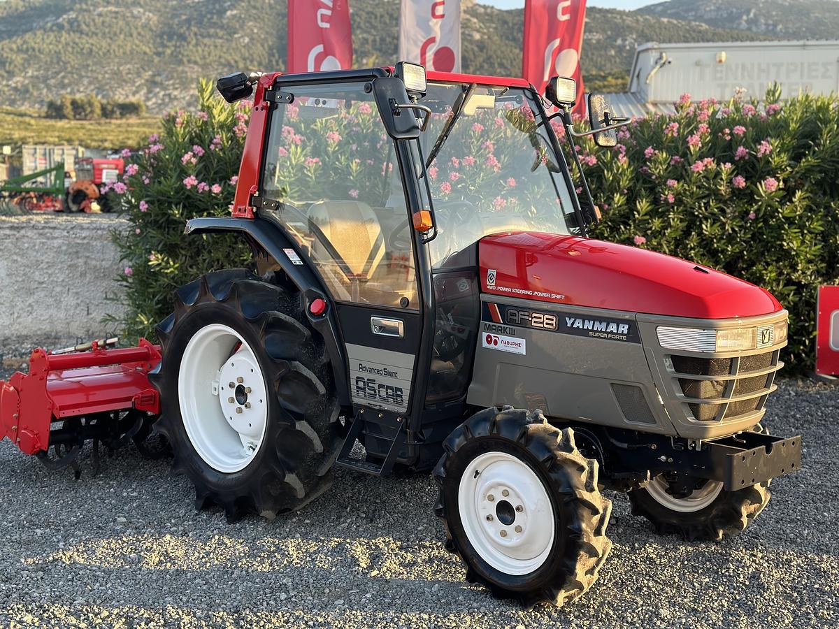 Τρακτέρ Yanmar AF28 CAB | Παούρης Τρακτέρ