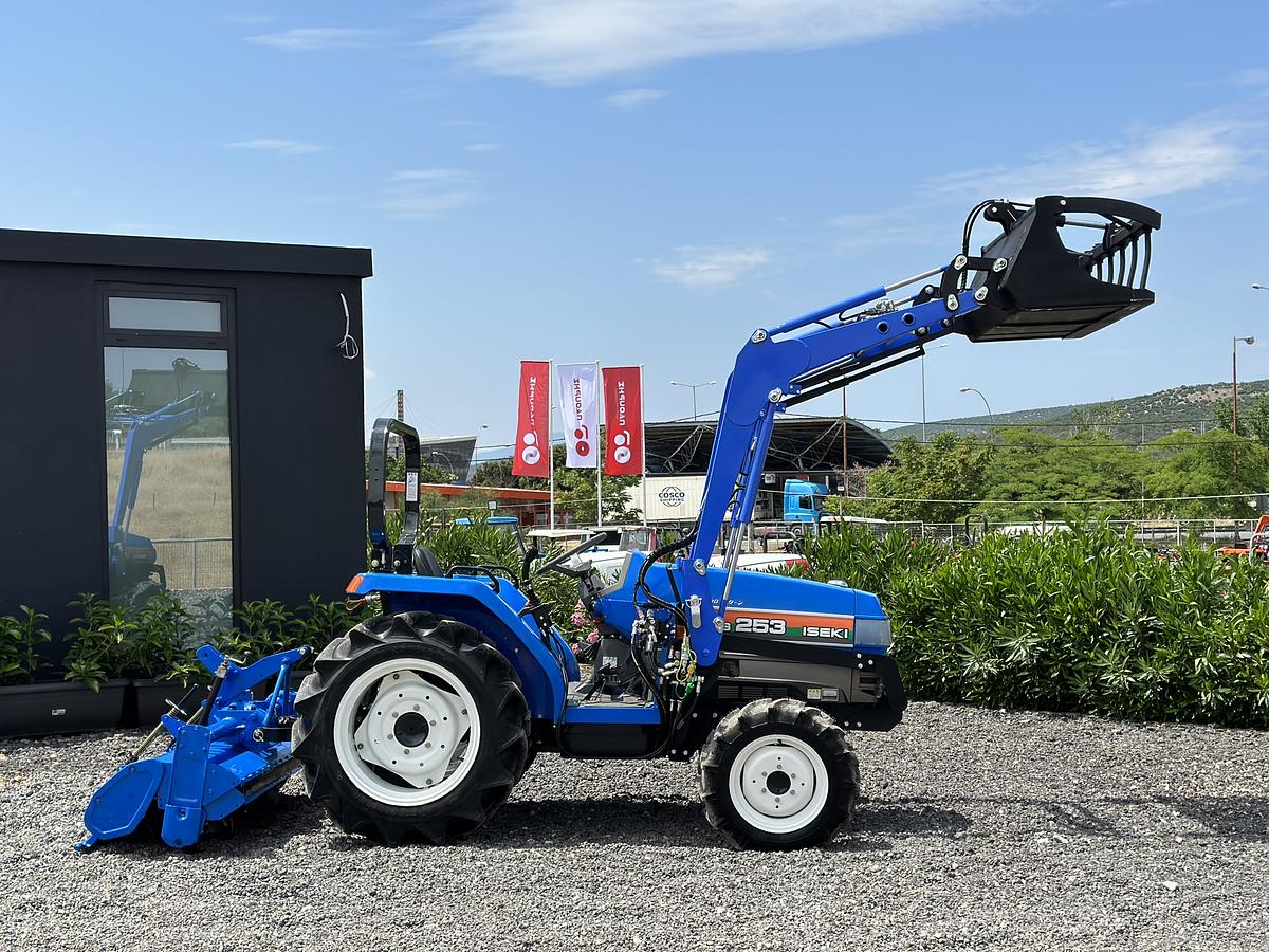 Τρακτέρ Iseki GEAS253 Με Φορτωτή | Paouris Tractors