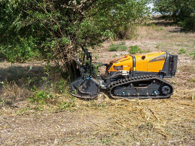 Τηλεκατευθυνόμενο ερπυστριοφόρο ENERGREEN Robo FIFTI | Παούρης Τρακτέρ